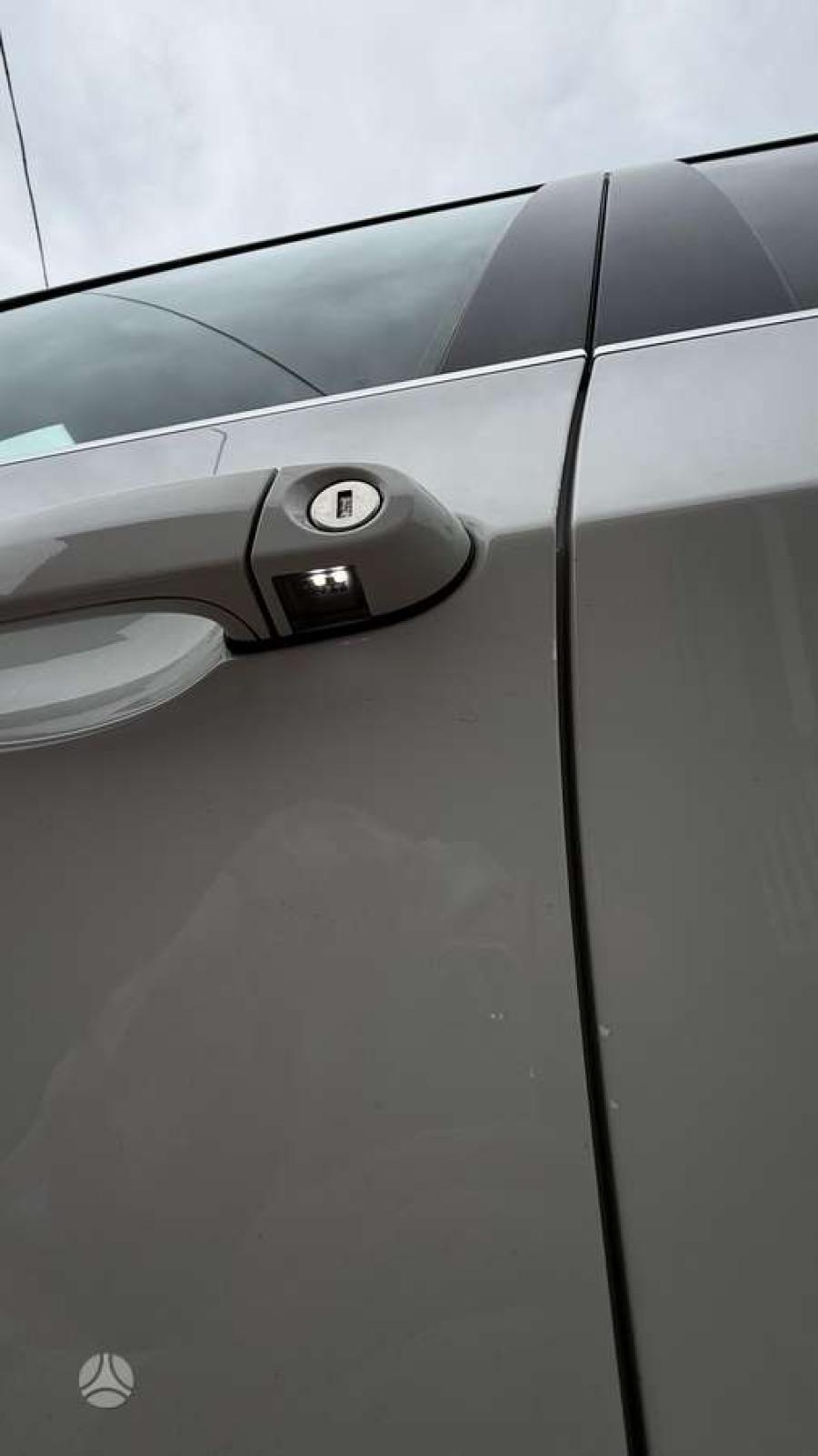 Balts BMW X5 2013 Šauļi, ar dzinēja tilpumu 2.98 L un nobraukumu 228 tūkst. km par 9800 €, foto 17 vietnē AUTOMOTO.COM.LV