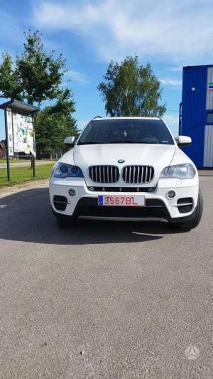 Balts BMW X5 2013 Šauļi, ar dzinēja tilpumu 2.98 L un nobraukumu 172 tūkst. km par 12200 €, foto 6 vietnē AUTOMOTO.COM.LV