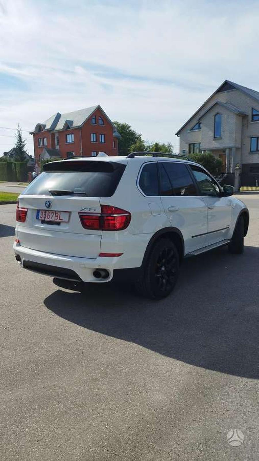 Balts BMW X5 2013 Šauļi, ar dzinēja tilpumu 2.98 L un nobraukumu 172 tūkst. km par 12200 €, foto 10 vietnē AUTOMOTO.COM.LV