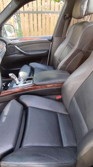 Balts BMW X5 2013 Šauļi, ar dzinēja tilpumu 2.98 L un nobraukumu 172 tūkst. km par 12200 €, foto 14 vietnē AUTOMOTO.COM.LV