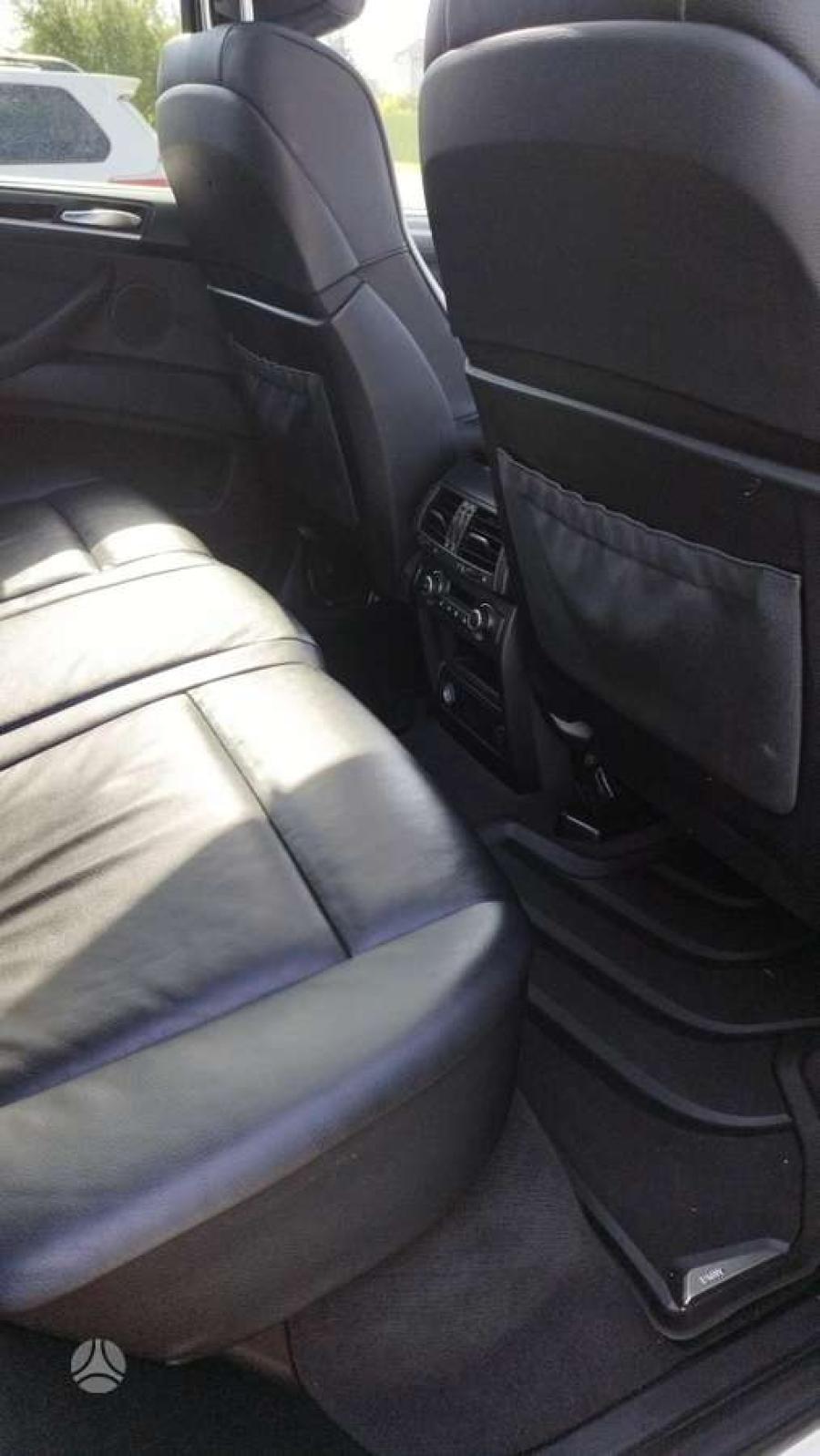 Balts BMW X5 2013 Šauļi, ar dzinēja tilpumu 2.98 L un nobraukumu 172 tūkst. km par 12200 €, foto 27 vietnē AUTOMOTO.COM.LV