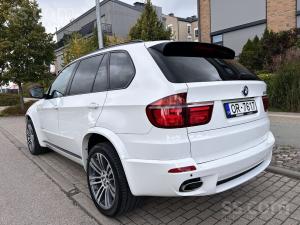 White BMW X5 2013 in Riga, with an engine capacity of 3.00 L and mileage of 231 thousand km for 13000 €, photo 9 on AUTOMOTO.COM.LV