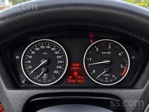White BMW X5 2013 in Riga, with an engine capacity of 3.00 L and mileage of 231 thousand km for 13000 €, photo 28 on AUTOMOTO.COM.LV