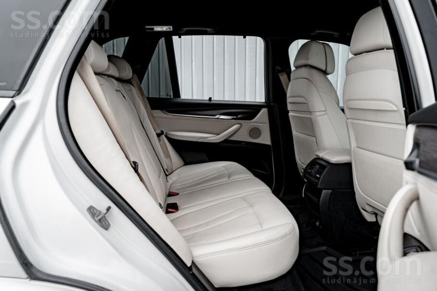 White BMW X5 2014 in Riga, with an engine capacity of 3.00 L and mileage of 0 thousand km for 22500 €, photo 15 on AUTOMOTO.COM.LV