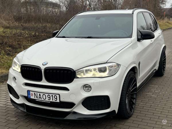 Balts BMW X5 2014 Viļņa, ar dzinēja tilpumu 2.99 L un nobraukumu 226 tūkst. km par 18000 €, foto 1 vietnē AUTOMOTO.COM.LV