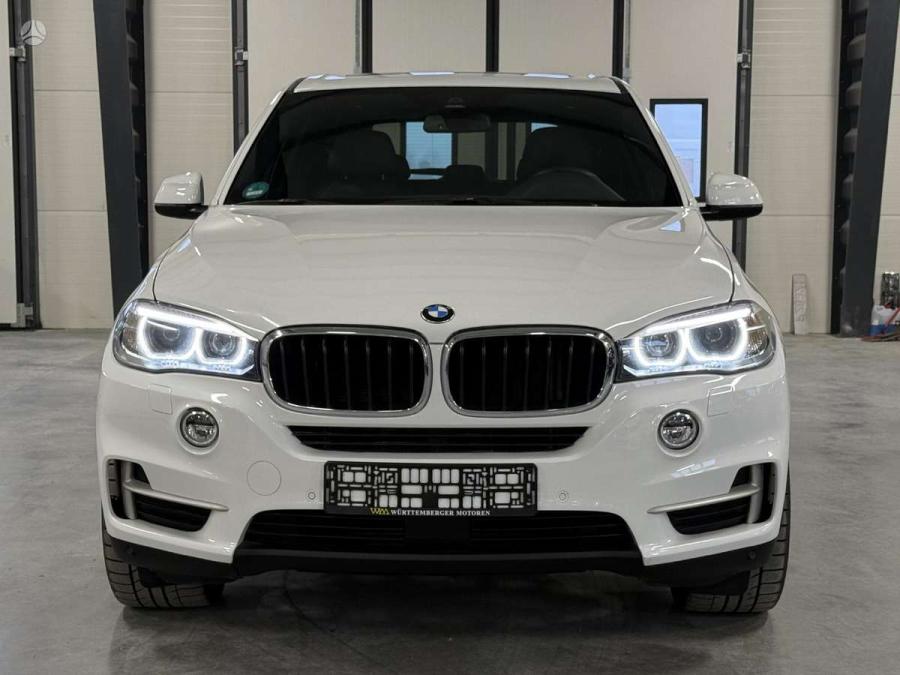 Balts BMW X5 2014 Marijampole, ar dzinēja tilpumu 2.99 L un nobraukumu 254 tūkst. km par 17999 €, foto 4 vietnē AUTOMOTO.COM.LV