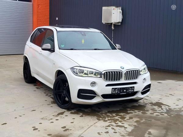 Balts BMW X5 2014 Viļņa, ar dzinēja tilpumu 3.00 L un nobraukumu 233 tūkst. km par 15690 €, foto 10 vietnē AUTOMOTO.COM.LV