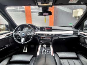 Balts BMW X5 2014 Viļņa, ar dzinēja tilpumu 3.00 L un nobraukumu 233 tūkst. km par 15690 €, foto 21 vietnē AUTOMOTO.COM.LV