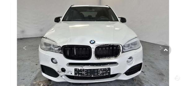 White BMW X5 2014 in Kretinga, with an engine capacity of 2.99 L and mileage of 230 thousand km for 13999 €, photo 4 on AUTOMOTO.COM.LV