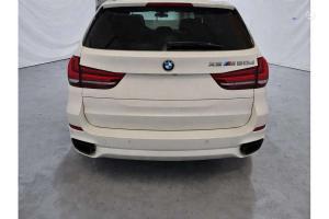 White BMW X5 2014 in Kretinga, with an engine capacity of 2.99 L and mileage of 230 thousand km for 13999 €, photo 8 on AUTOMOTO.COM.LV
