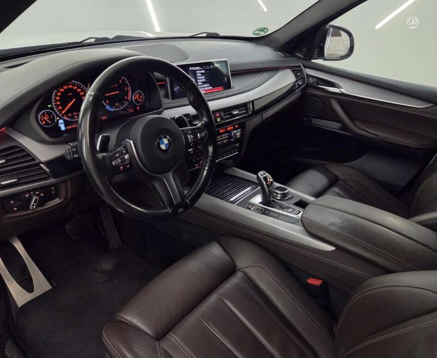 Balts BMW X5 2014 Marijampole, ar dzinēja tilpumu 2.00 L un nobraukumu 243 tūkst. km par 20750 €, foto 2 vietnē AUTOMOTO.COM.LV
