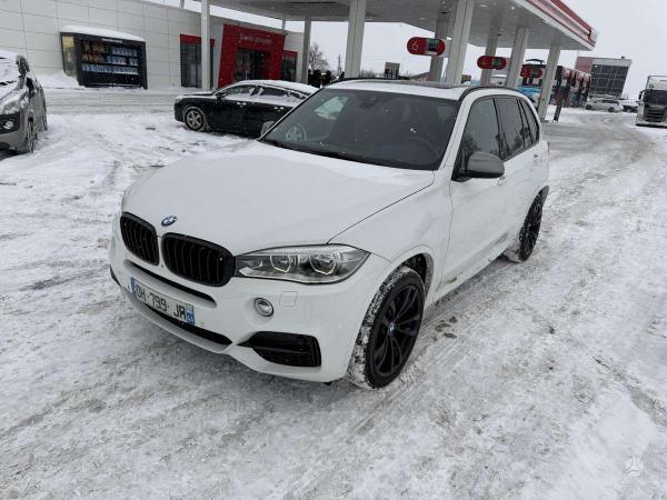 Balts BMW X5 2014 Tauragė, ar dzinēja tilpumu 2.99 L un nobraukumu 234 tūkst. km par 15800 €, foto 1 vietnē AUTOMOTO.COM.LV