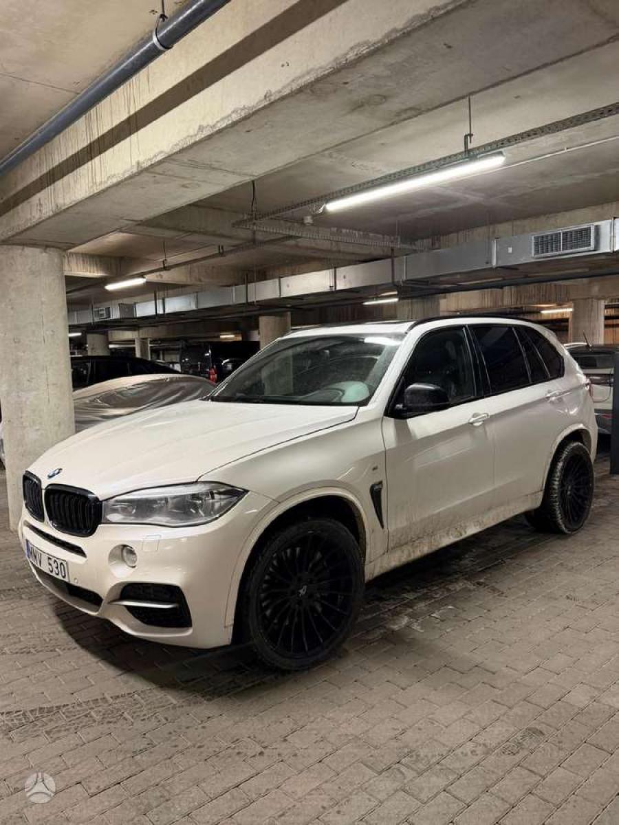 White BMW X5 2014 in Kaunas, with an engine capacity of 3.00 L and mileage of 211 thousand km for 20000 €, photo 10 on AUTOMOTO.COM.LV
