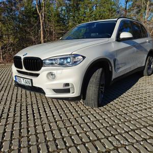 White BMW X5 2014 in Keila, with an engine capacity of 3.00 L and mileage of 367 thousand km for 22900 €, photo  on AUTOMOTO.COM.LV