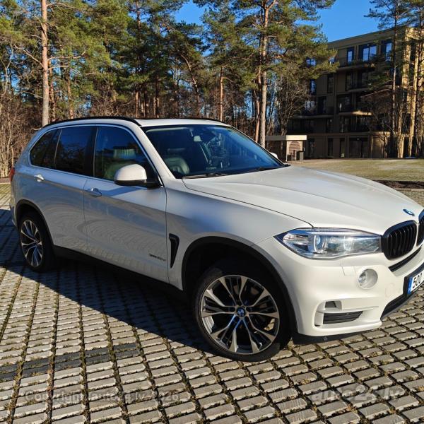 White BMW X5 2014 in Keila, with an engine capacity of 3.00 L and mileage of 367 thousand km for 22900 €, photo 3 on AUTOMOTO.COM.LV