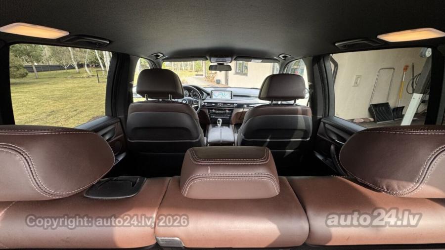 Balts BMW X5 2014 Tallina, ar dzinēja tilpumu 3.00 L un nobraukumu 175 tūkst. km par 24000 €, foto 11 vietnē AUTOMOTO.COM.LV