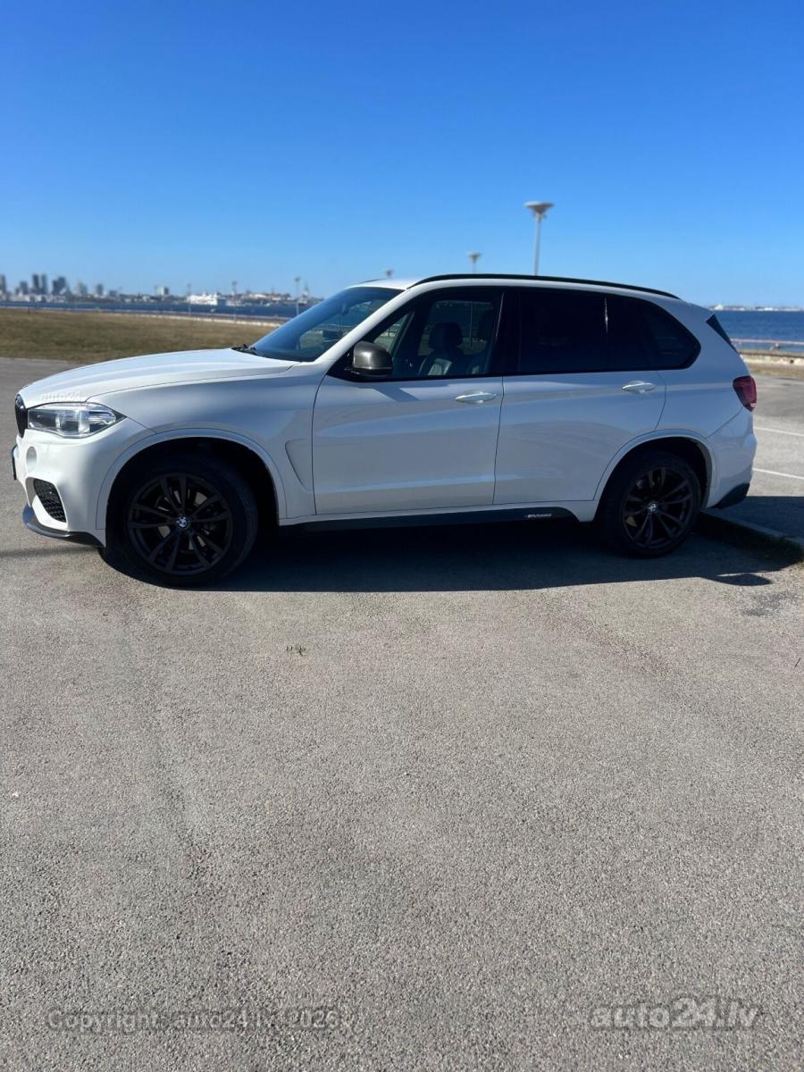 White BMW X5 2014 in Tallinn, with an engine capacity of 3.00 L and mileage of 220 thousand km for 21500 €, photo 1 on AUTOMOTO.COM.LV