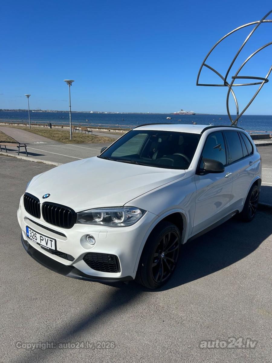 White BMW X5 2014 in Tallinn, with an engine capacity of 3.00 L and mileage of 220 thousand km for 21500 €, photo 15 on AUTOMOTO.COM.LV