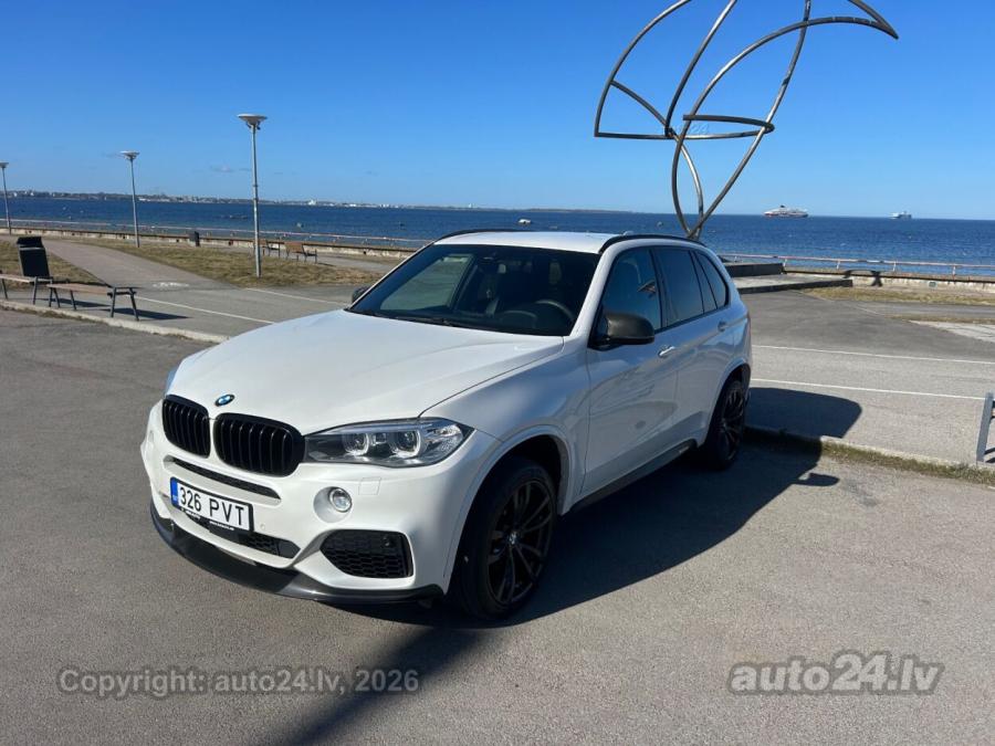 White BMW X5 2014 in Tallinn, with an engine capacity of 3.00 L and mileage of 220 thousand km for 21500 €, photo 16 on AUTOMOTO.COM.LV