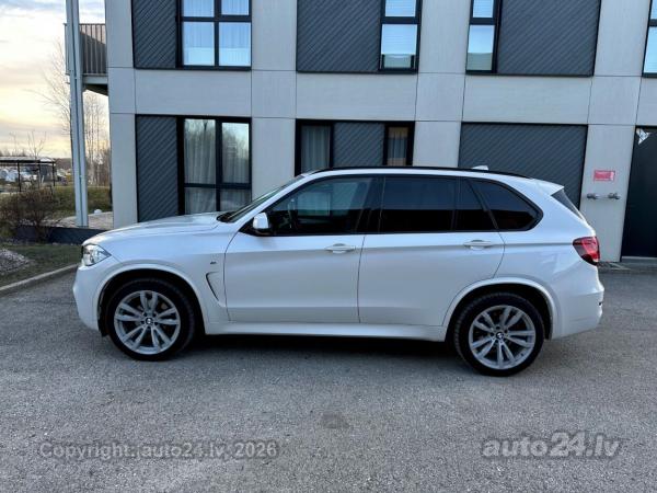 Balts BMW X5 2014 Tartu, ar dzinēja tilpumu 3.00 L un nobraukumu 239 tūkst. km par 22990 €, foto 6 vietnē AUTOMOTO.COM.LV