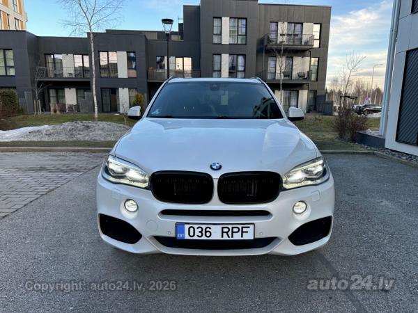 Balts BMW X5 2014 Tartu, ar dzinēja tilpumu 3.00 L un nobraukumu 239 tūkst. km par 22990 €, foto 7 vietnē AUTOMOTO.COM.LV