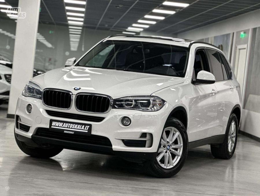 White BMW X5 2014 in Klaipeda, with an engine capacity of 2.00 L and mileage of 159 thousand km for 18750 €, photo 8 on AUTOMOTO.COM.LV
