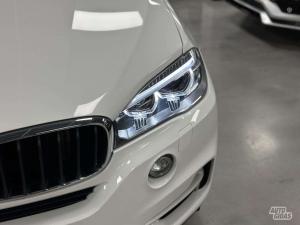 White BMW X5 2014 in Klaipeda, with an engine capacity of 2.00 L and mileage of 159 thousand km for 18750 €, photo 22 on AUTOMOTO.COM.LV