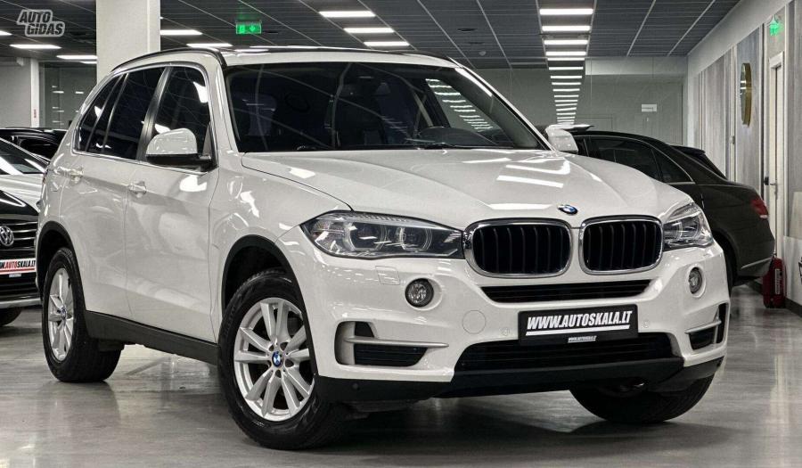 White BMW X5 2014 in Klaipeda, with an engine capacity of 2.00 L and mileage of 159 thousand km for 18750 €, photo 34 on AUTOMOTO.COM.LV