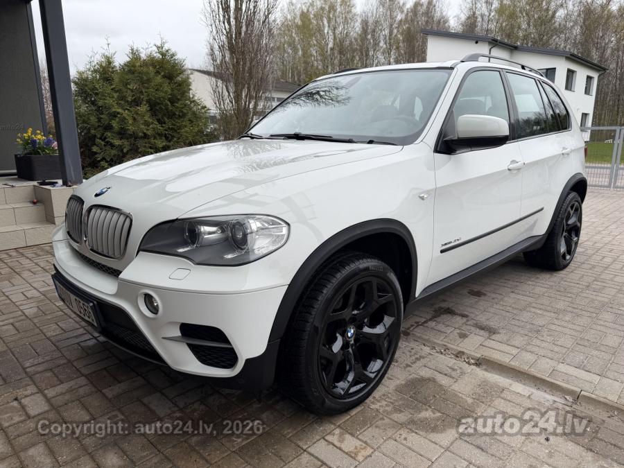 White BMW X5 2014 in Tartu, with an engine capacity of 3.00 L and mileage of 214 thousand km for 13999 €, photo 3 on AUTOMOTO.COM.LV