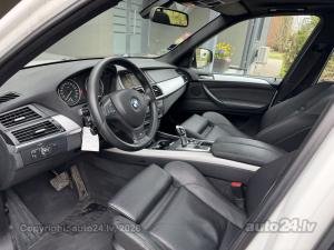 White BMW X5 2014 in Tartu, with an engine capacity of 3.00 L and mileage of 214 thousand km for 13999 €, photo 13 on AUTOMOTO.COM.LV