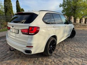 Balts BMW X5 2014 Rīga, ar dzinēja tilpumu 3.00 L un nobraukumu 235 tūkst. km par 17777 €, foto 4 vietnē AUTOMOTO.COM.LV