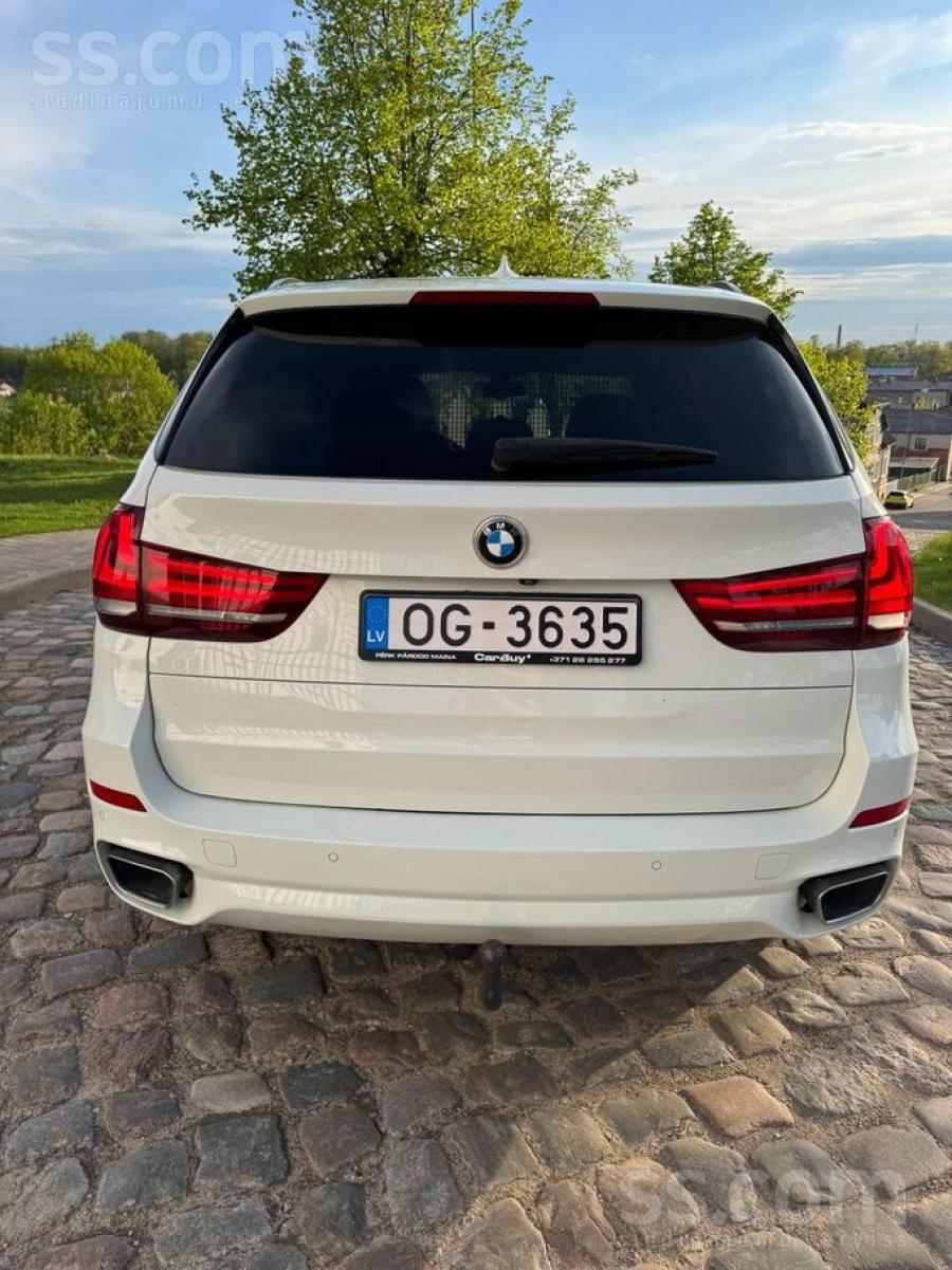 Balts BMW X5 2014 Rīga, ar dzinēja tilpumu 3.00 L un nobraukumu 235 tūkst. km par 17777 €, foto 6 vietnē AUTOMOTO.COM.LV