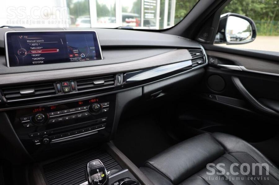 Balts BMW X5 2014 Rīga, ar dzinēja tilpumu 3.00 L un nobraukumu 235 tūkst. km par 17777 €, foto 13 vietnē AUTOMOTO.COM.LV