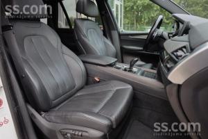 Balts BMW X5 2014 Rīga, ar dzinēja tilpumu 3.00 L un nobraukumu 235 tūkst. km par 17777 €, foto 15 vietnē AUTOMOTO.COM.LV
