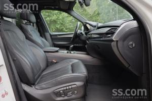 Balts BMW X5 2014 Rīga, ar dzinēja tilpumu 3.00 L un nobraukumu 235 tūkst. km par 17777 €, foto 17 vietnē AUTOMOTO.COM.LV