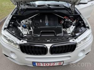 White BMW X5 2014 in Riga, with an engine capacity of 3.00 L and mileage of 203 thousand km for 21500 €, photo 10 on AUTOMOTO.COM.LV
