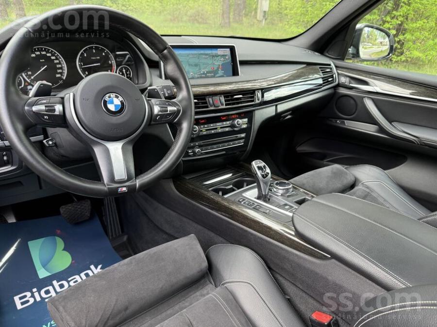 White BMW X5 2014 in Riga, with an engine capacity of 3.00 L and mileage of 203 thousand km for 21500 €, photo 24 on AUTOMOTO.COM.LV