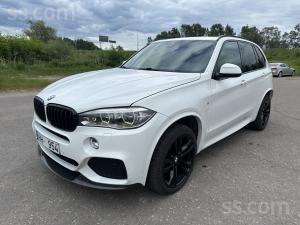 Balts BMW X5 2014 Rīga, ar dzinēja tilpumu 3.00 L un nobraukumu 302 tūkst. km par 21000 €, foto 1 vietnē AUTOMOTO.COM.LV