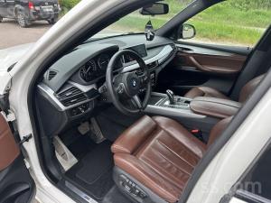 Balts BMW X5 2014 Rīga, ar dzinēja tilpumu 3.00 L un nobraukumu 302 tūkst. km par 21000 €, foto 10 vietnē AUTOMOTO.COM.LV
