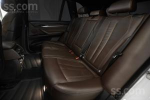 Balts BMW X5 2014 Tukums, ar dzinēja tilpumu 3.00 L un nobraukumu 0 tūkst. km par 19999 €, foto 17 vietnē AUTOMOTO.COM.LV