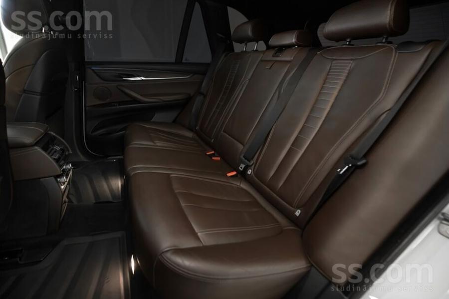 Balts BMW X5 2014 Tukums, ar dzinēja tilpumu 3.00 L un nobraukumu 0 tūkst. km par 19999 €, foto 17 vietnē AUTOMOTO.COM.LV