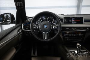 Balts BMW X5 2014 Tukums, ar dzinēja tilpumu 3.00 L un nobraukumu 0 tūkst. km par 19999 €, foto 19 vietnē AUTOMOTO.COM.LV