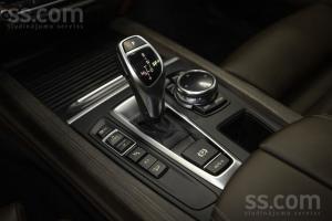 Balts BMW X5 2014 Tukums, ar dzinēja tilpumu 3.00 L un nobraukumu 0 tūkst. km par 19999 €, foto 23 vietnē AUTOMOTO.COM.LV