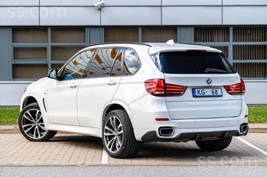 White BMW X5 2014 in Riga, with an engine capacity of 3.00 L and mileage of 255 thousand km for 20500 €, photo 6 on AUTOMOTO.COM.LV