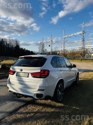 Balts BMW X5 2014 Rīga, ar dzinēja tilpumu 3.00 L un nobraukumu 216 tūkst. km par 20100 €, foto 6 vietnē AUTOMOTO.COM.LV