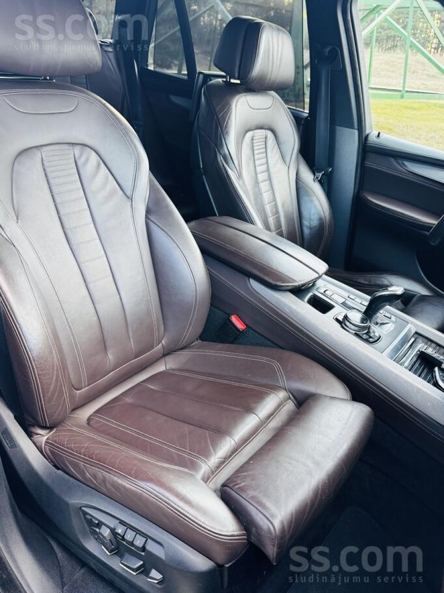 Balts BMW X5 2014 Rīga, ar dzinēja tilpumu 3.00 L un nobraukumu 216 tūkst. km par 20100 €, foto 16 vietnē AUTOMOTO.COM.LV