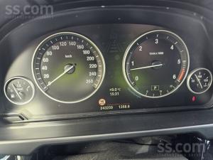 Белый БМВ Х5 2014 в Лиепая, объемом двигателя 3.00 л и пробегом 245 тыс. км за 15900 €, фото 10 на AUTOMOTO.COM.LV