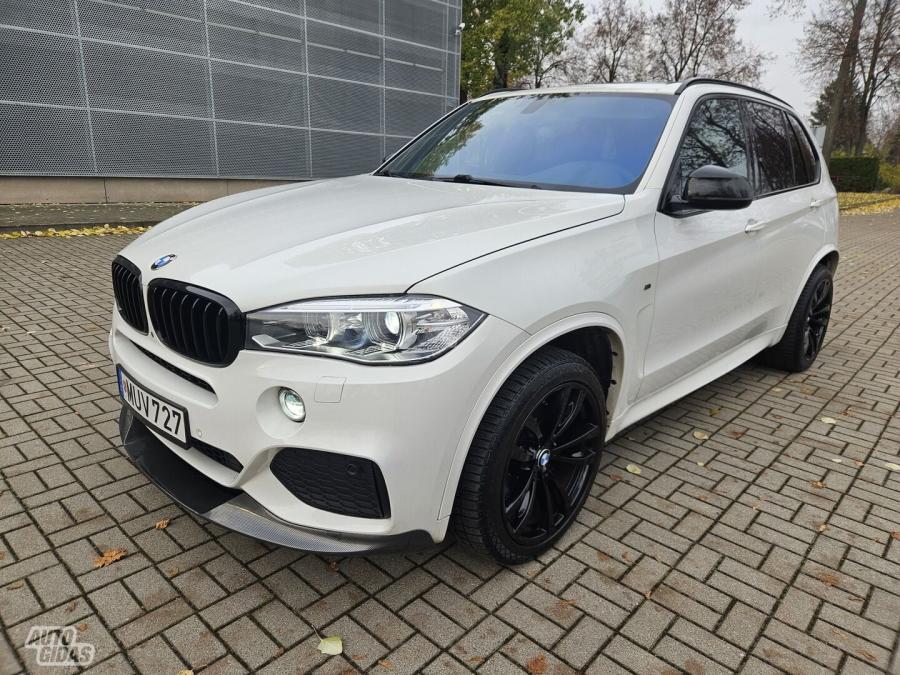 Balts BMW X5 2014 Marijampole, ar dzinēja tilpumu 3.00 L un nobraukumu 142 tūkst. km par 16500 €, foto 4 vietnē AUTOMOTO.COM.LV