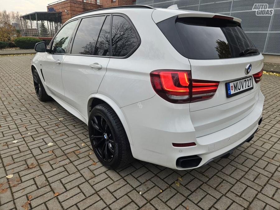 Balts BMW X5 2014 Marijampole, ar dzinēja tilpumu 3.00 L un nobraukumu 142 tūkst. km par 16500 €, foto 8 vietnē AUTOMOTO.COM.LV