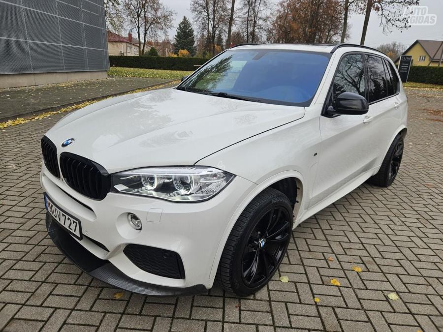 Balts BMW X5 2014 Marijampole, ar dzinēja tilpumu 3.00 L un nobraukumu 142 tūkst. km par 16500 €, foto 25 vietnē AUTOMOTO.COM.LV